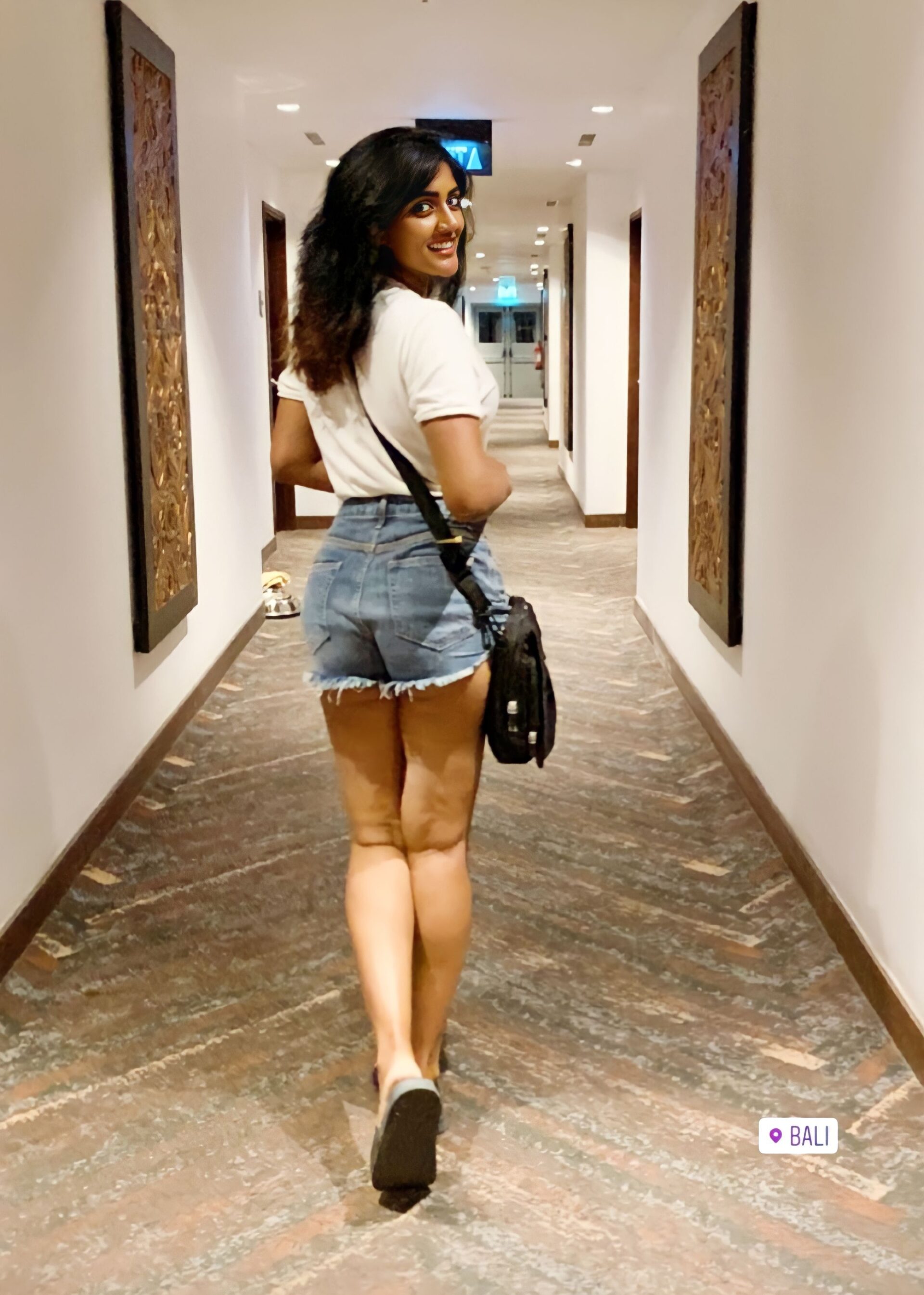 Actress isha rebba photos - Telugu24