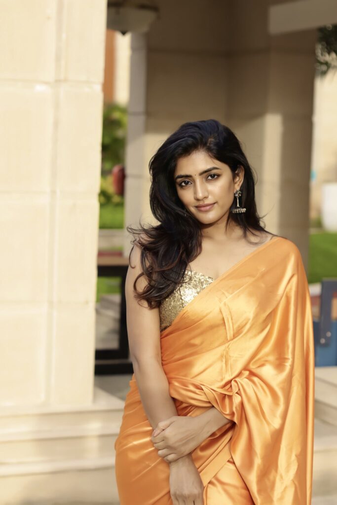 Actress isha rebba photos - Telugu24